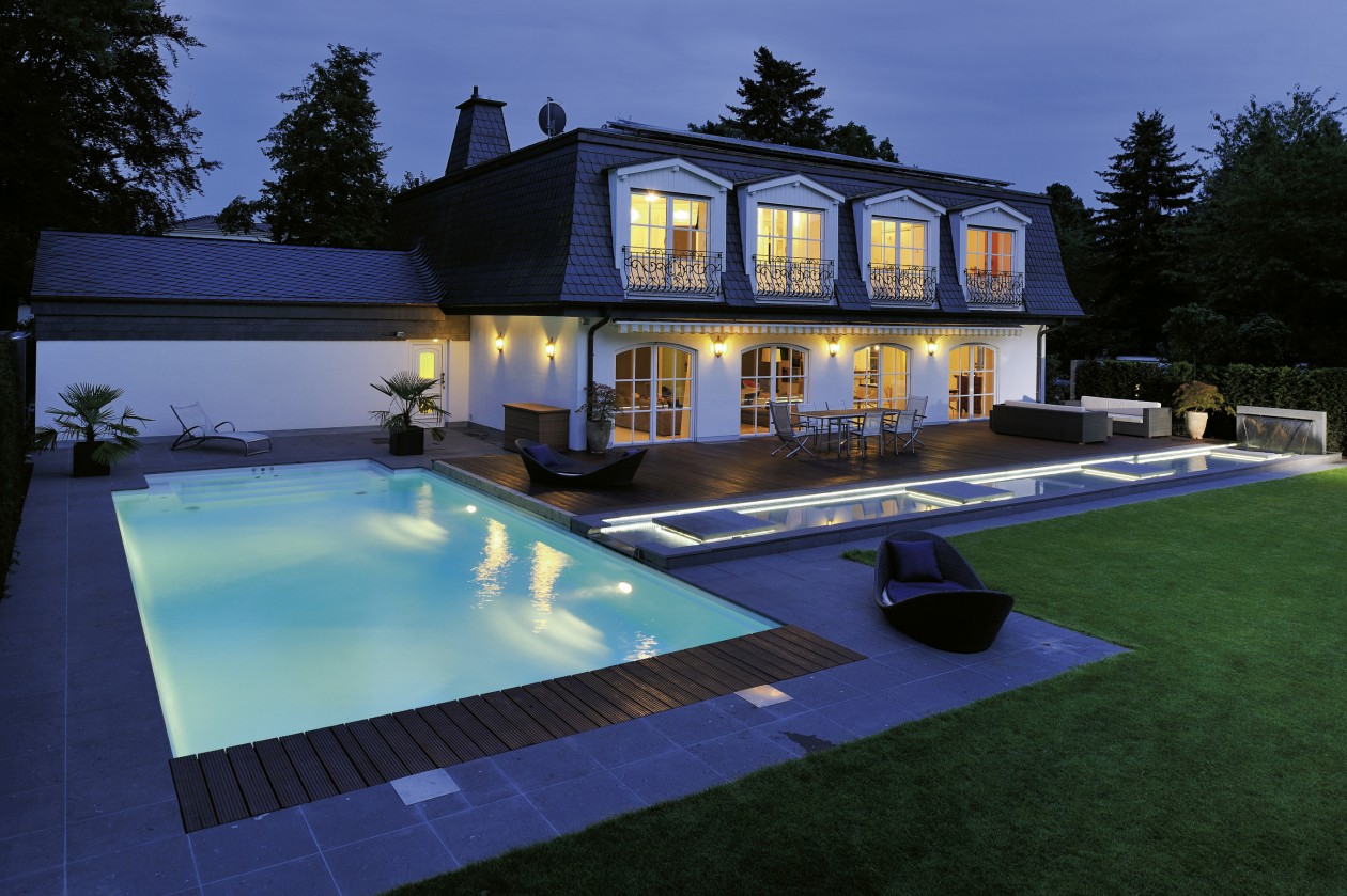 D-Line by RivieraPool: - Zwembad - Wellness & Zwembad - Wonen.nl