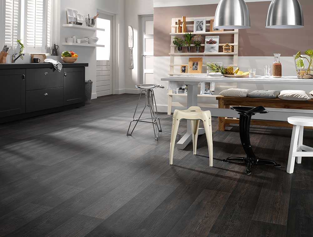 Vinyl Novilon van Forbo - vloer - woonkamer - WONEN.nl