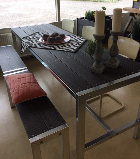 Tafels en banken op maat - tuinmeubelen - tuin - Wonen.nl
