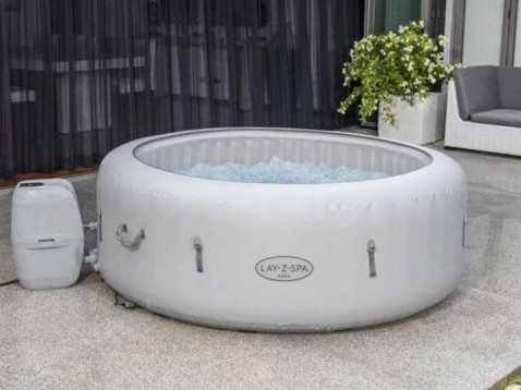Tuin glamour: luxueuze opblaasbare jacuzzi Infinite® Spa - tuinmeubelen ...