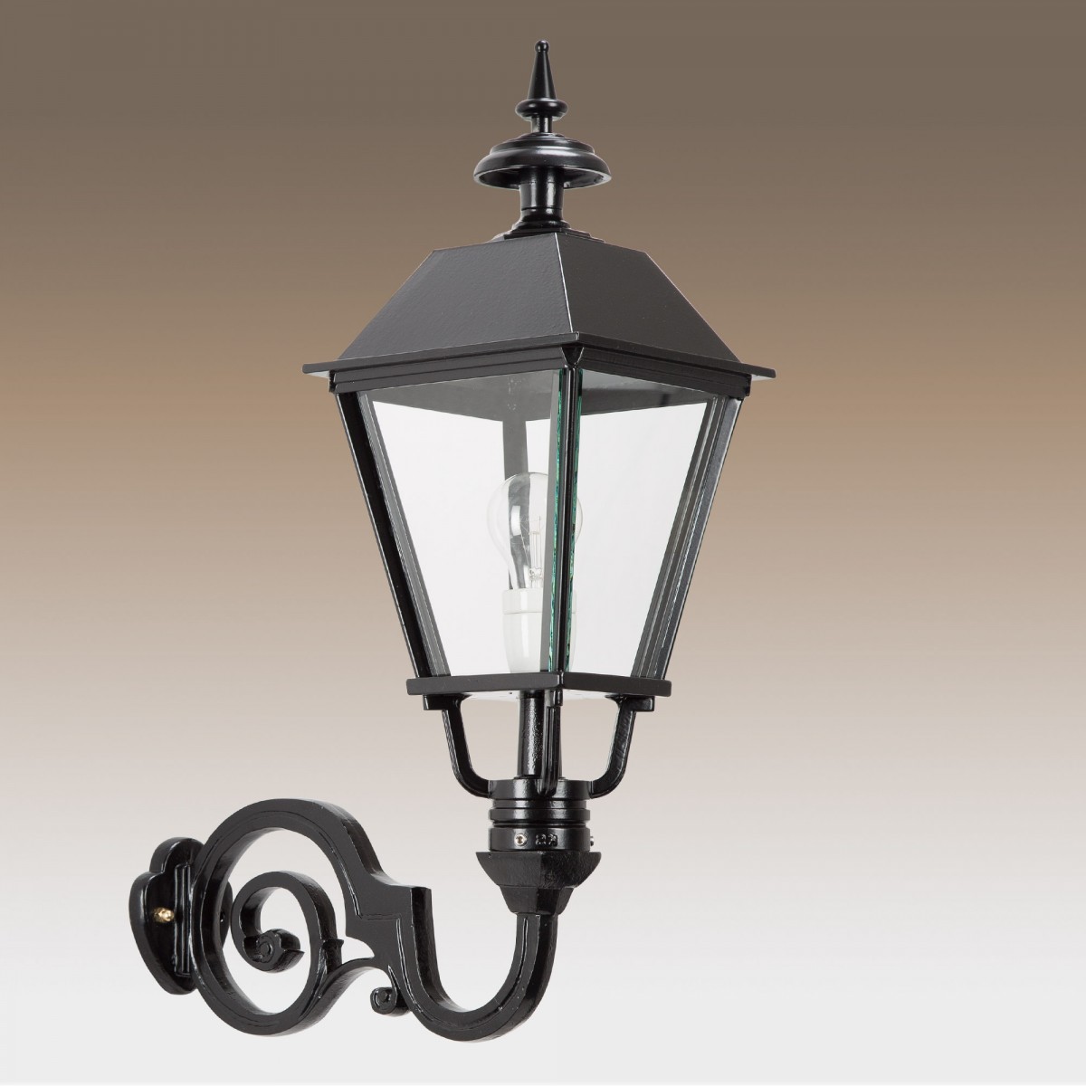 Klassieke muurlamp Singel M - tuinverlichting - tuin - Wonen.nl