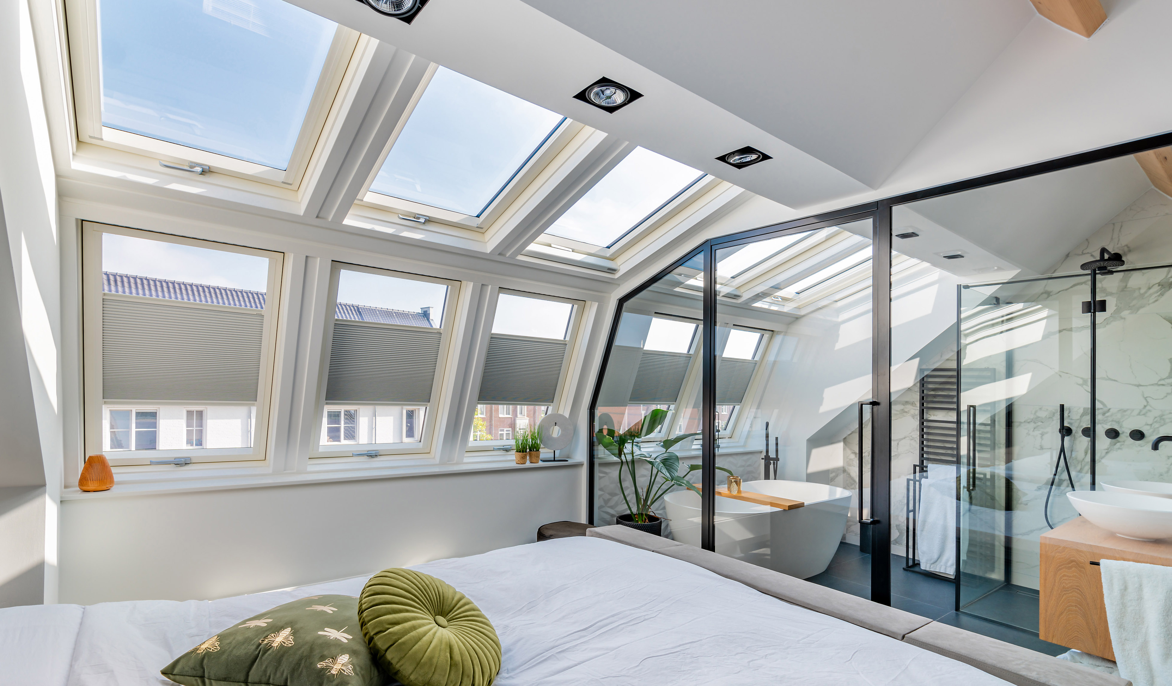 Veilig(er) wonen met FAKRO - - - WONEN.nl