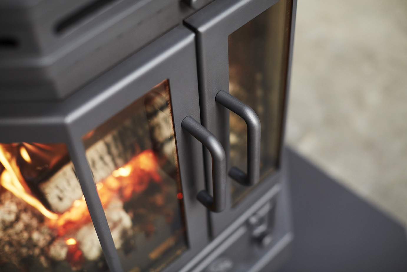 Vrijstaande kachel Oslo - houtkachel - haard-kachel - WONEN.nl